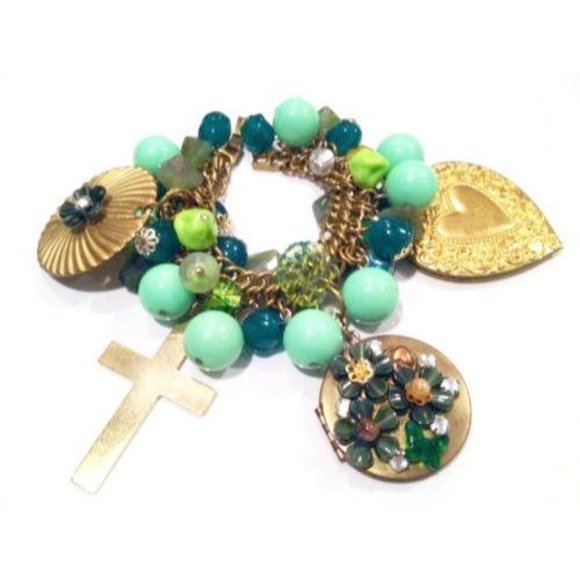 Vintage Unsigned | Jewelry | Vintage Assemblage Oversized Charms Cross ...